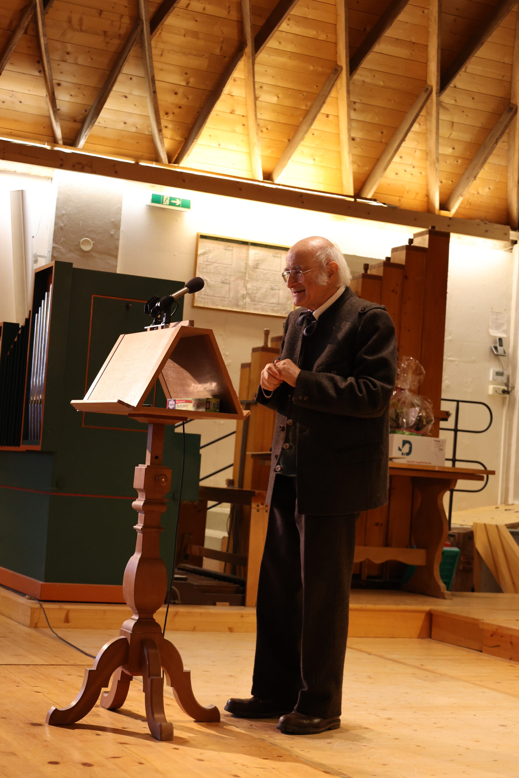 Der Verbindungsbau - Orgelzentrum Altes Schloss Valley